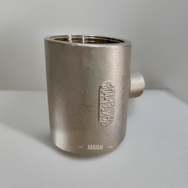 AISI 304 ISO 49-1994 (E) CL150 Stainless Steel Cast Threaded Reducing Tee